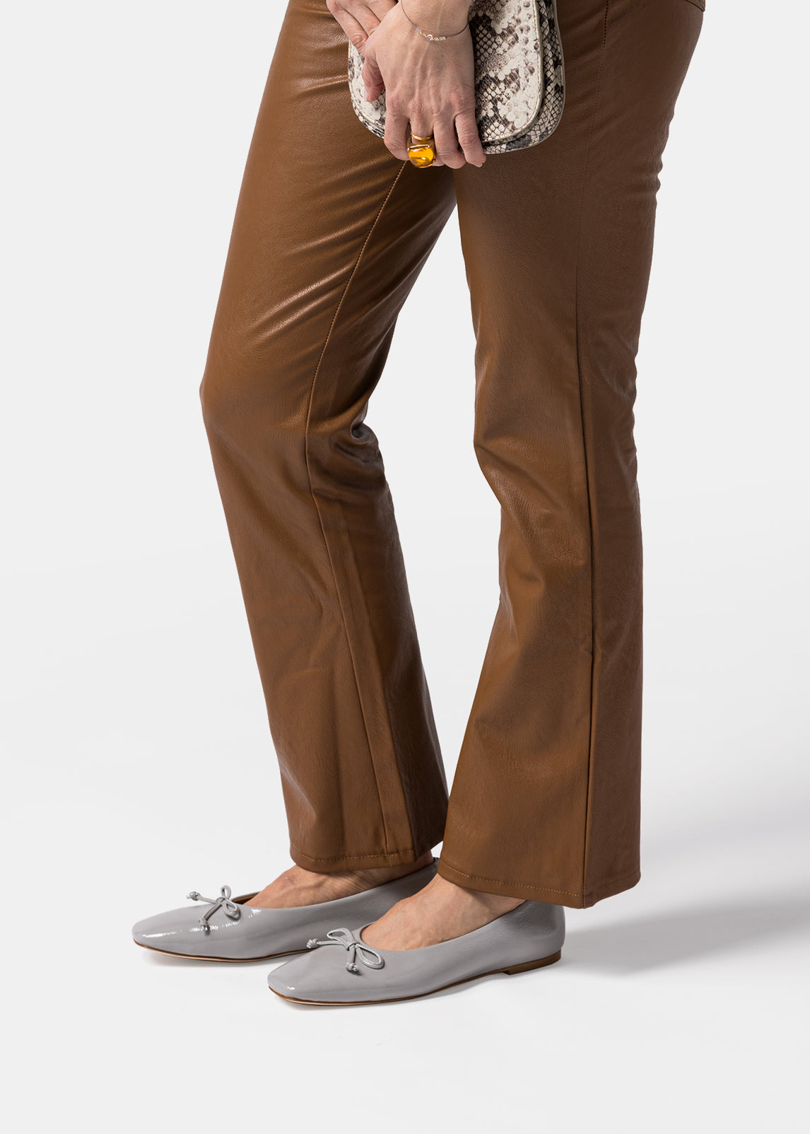 The Felicia Gray – BellsandBecks.com